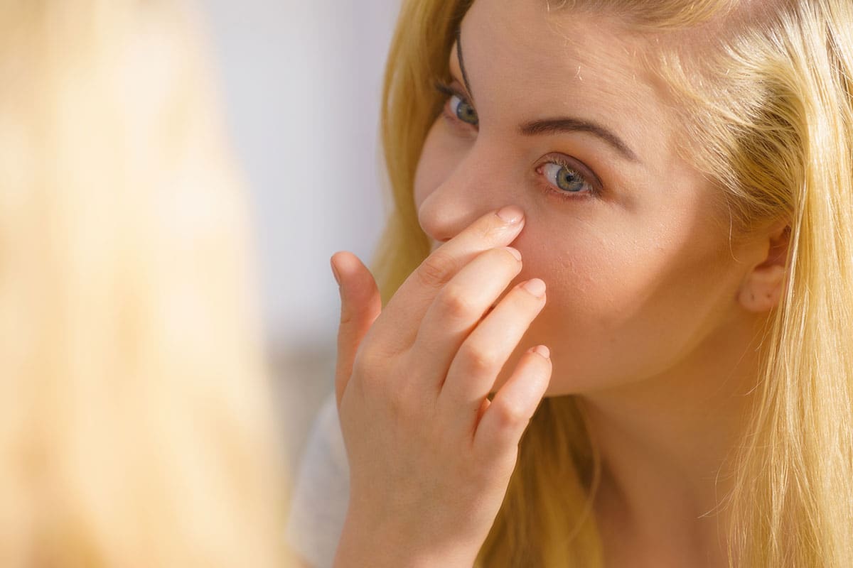 Aging and Lower Eyelid Changes: When to Choose Blepharoplasty