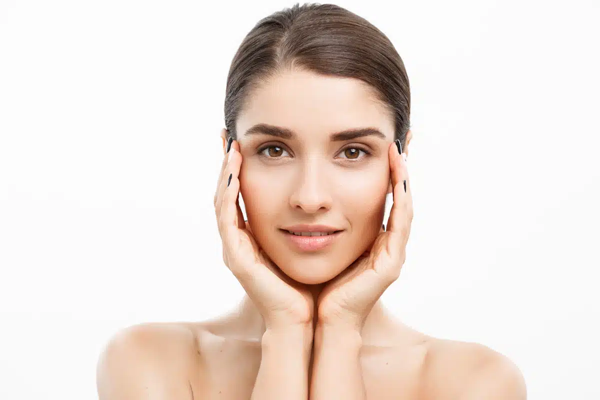 How to Reduce Swelling After Buccal Fat Removal - Recovery Tips